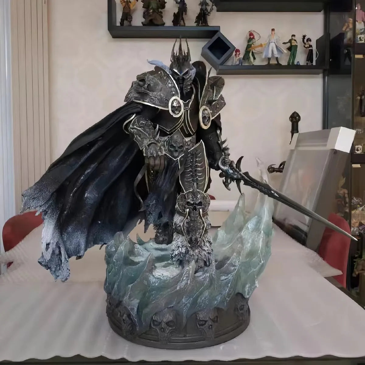 World Of Warcraft Figure Lich King Figures Arthas Menethil Figurine Pv ...